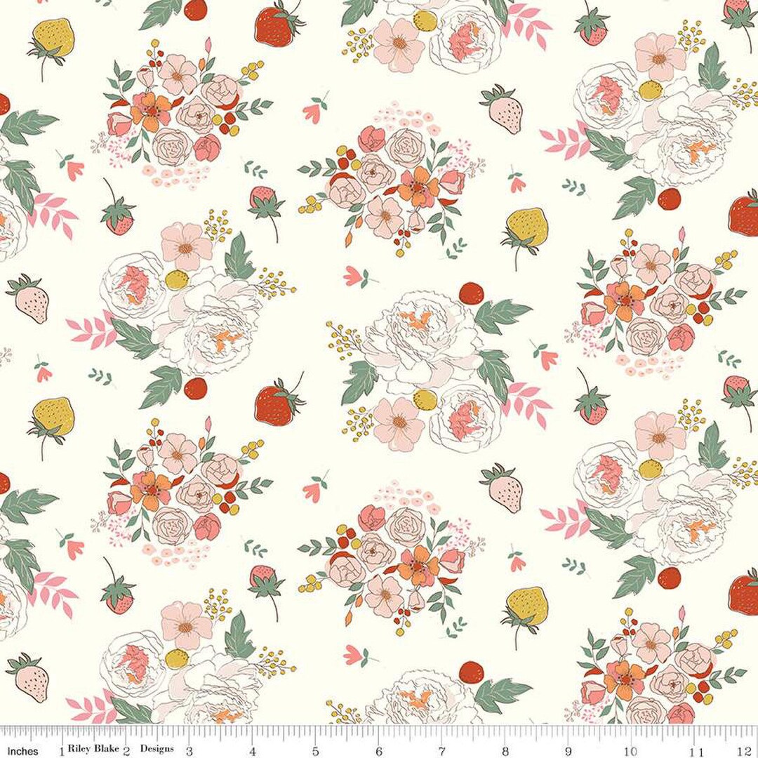 Bloomberry Main C14600 Cream by Riley Blake Designs - Floral Flowers ...