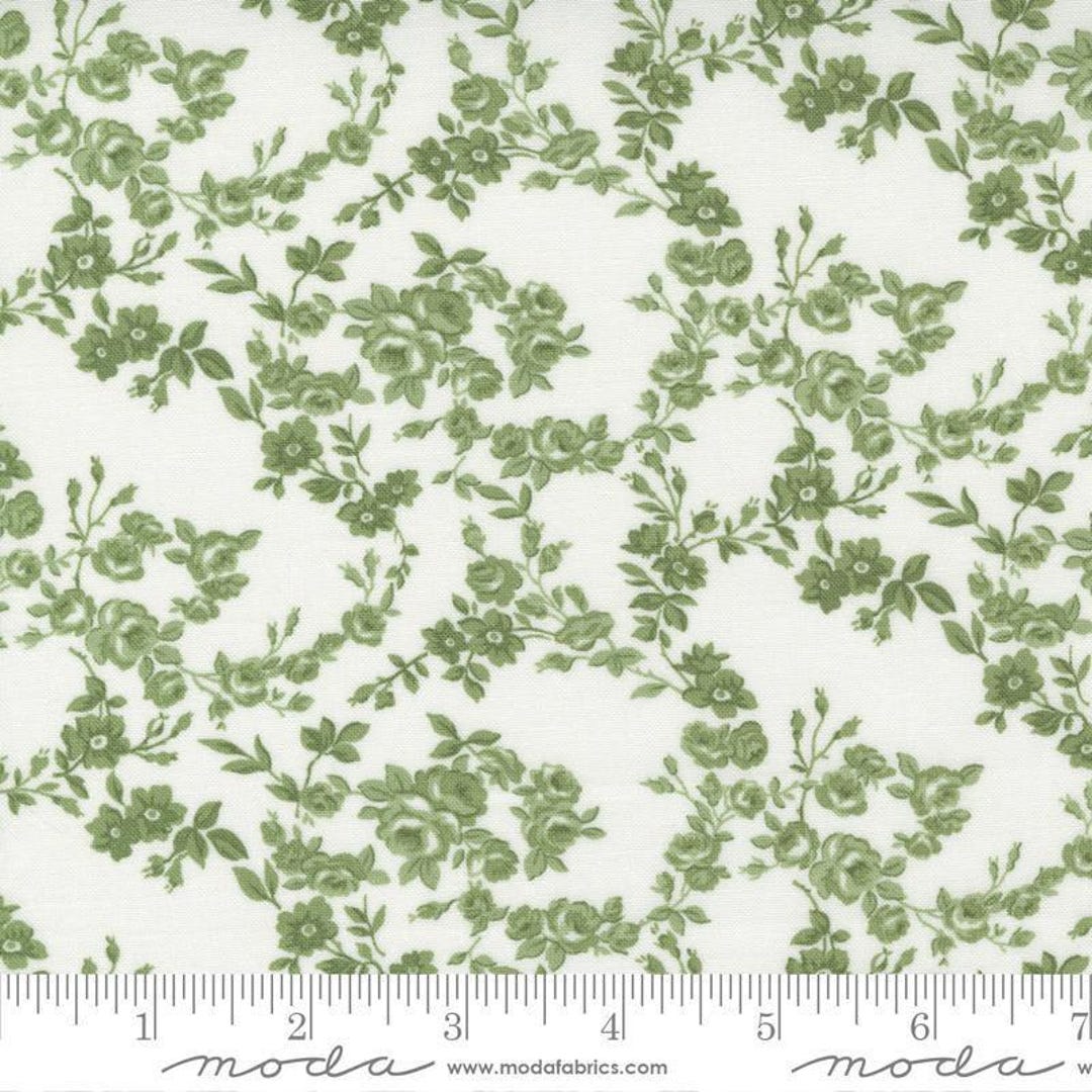 Nantucket Summer Surfside 55263 Cream Grass - Moda Fabrics - Floral ...