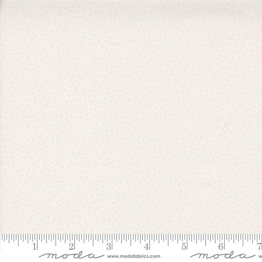 Itty Bitty Background Gatherings Little Leaf 49285 off White - Moda ...