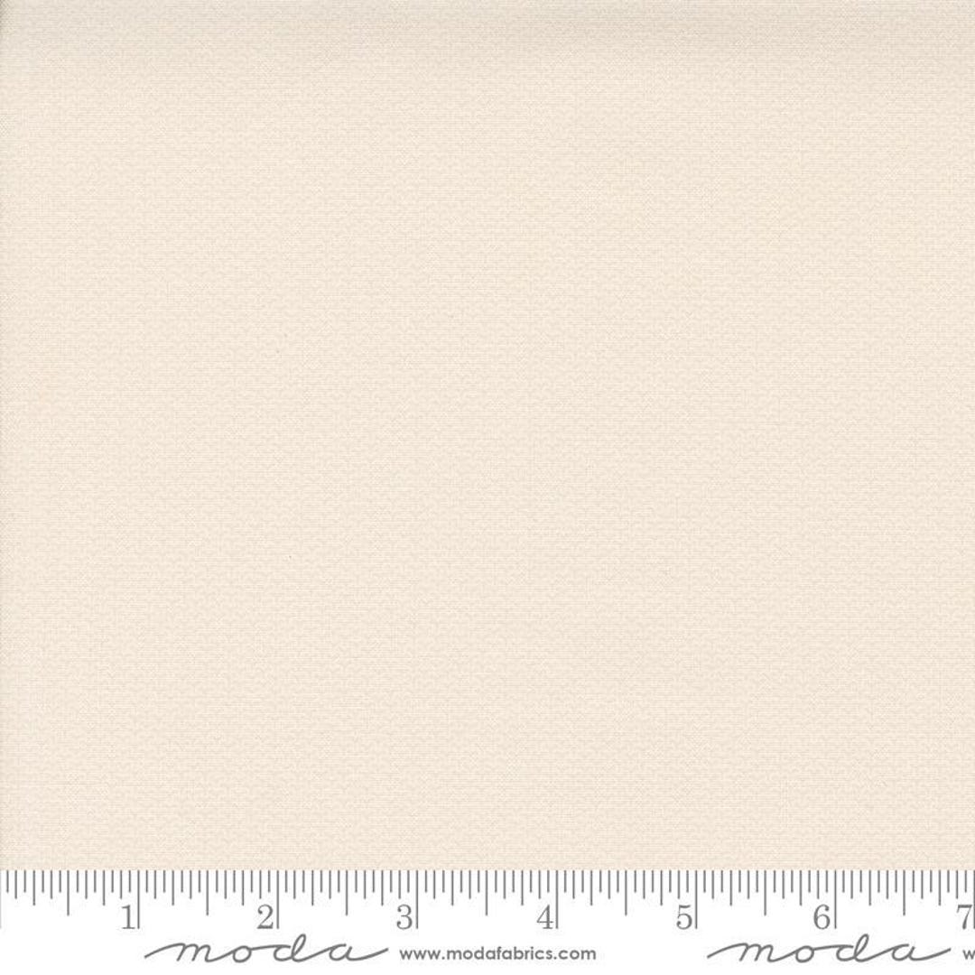 Itty Bitty Background Gatherings Diamond 49280 Porcelain - Moda Fabrics - Diamond Texture Tone ...