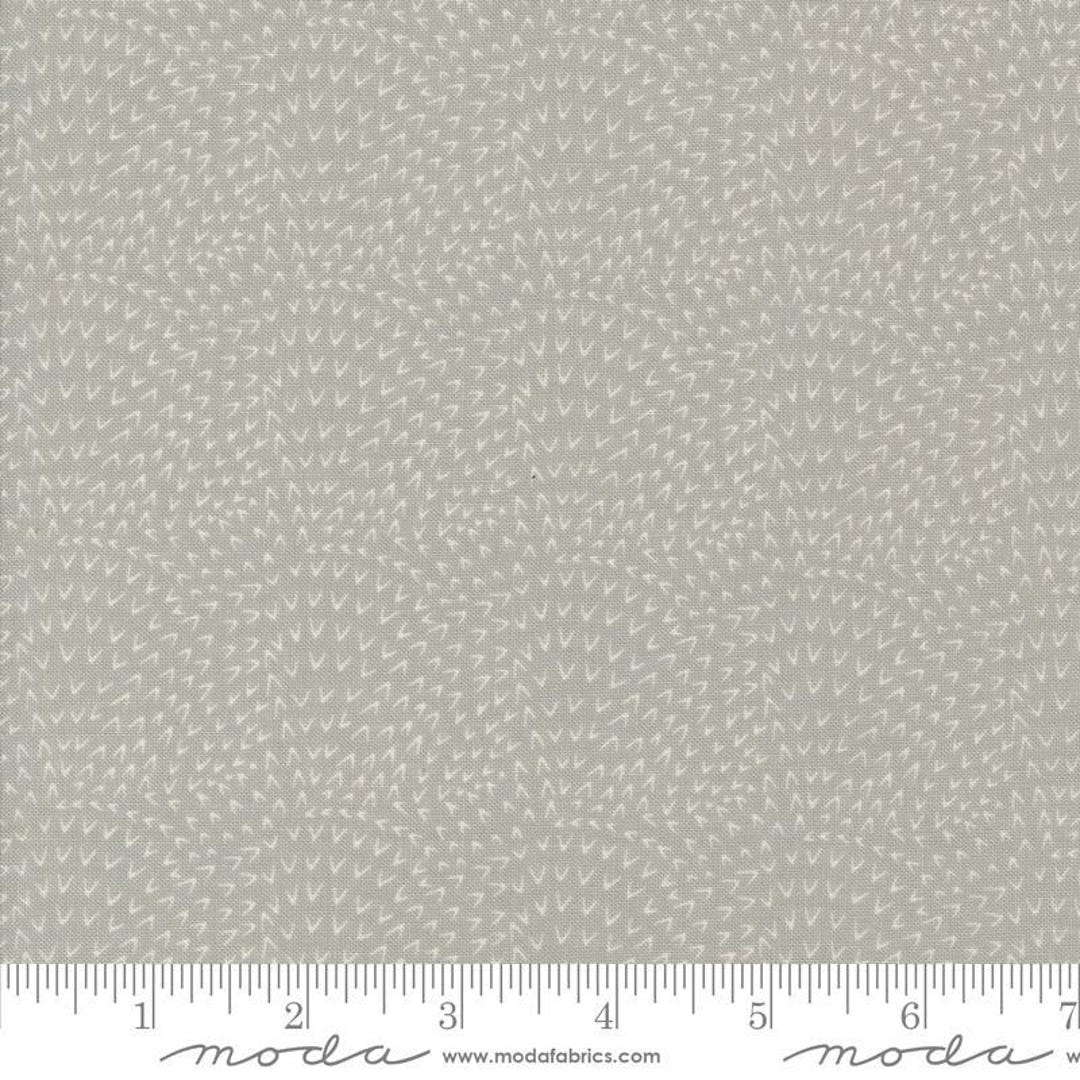 Woodland Wonder Angle Tangle 48396 Fog - Moda Fabrics - Angles ...