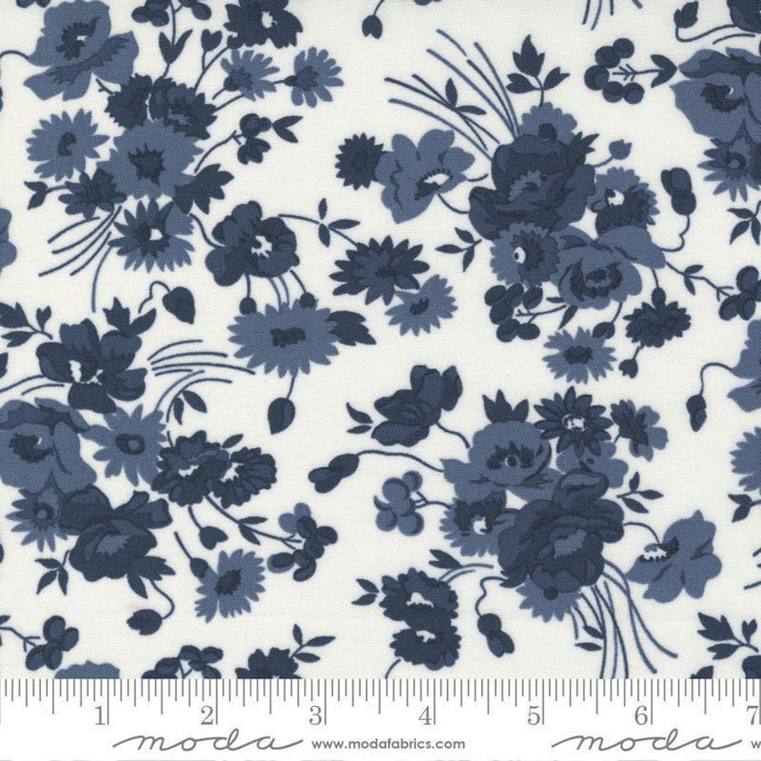 Nantucket Summer Florals 55260 Cream Navy - Moda Fabrics - Flowers ...