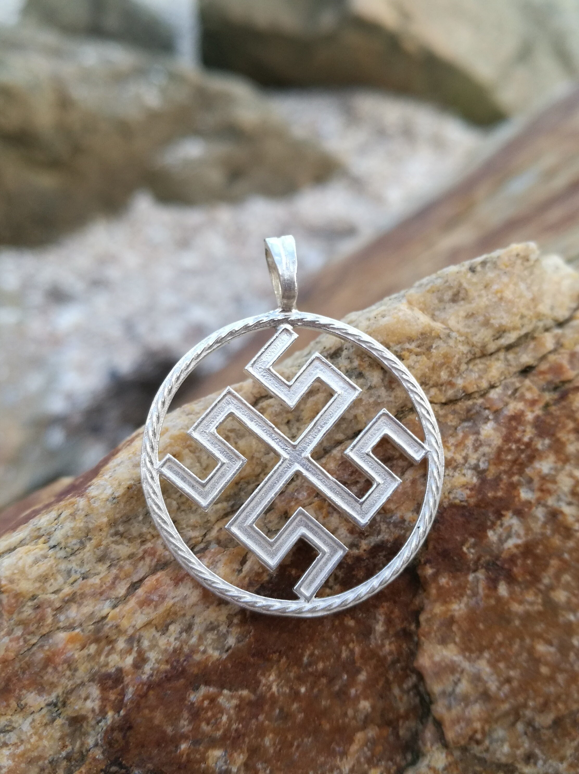 Bogovnik Rodovik Averter Celtic Necklace Slavic Amulets - Etsy Sweden