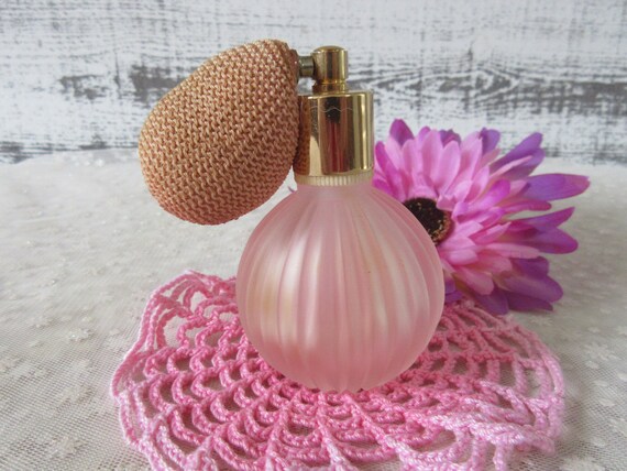 Pink Perfume Bottle With Short Spray Atomizer - Etsy