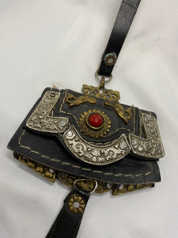 Antique Tibetan flint, leather pouch bag. - Gem
