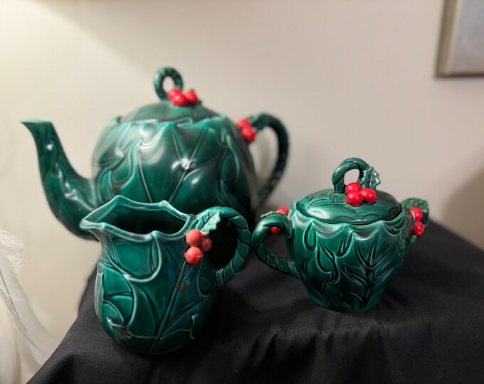 Vintage Lefton Holly Green Teapot With Sugar and Creamer Christmas Tea ...
