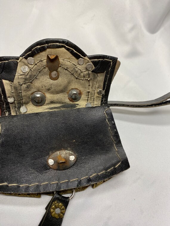 Antique Tibetan flint, leather pouch bag. - Gem