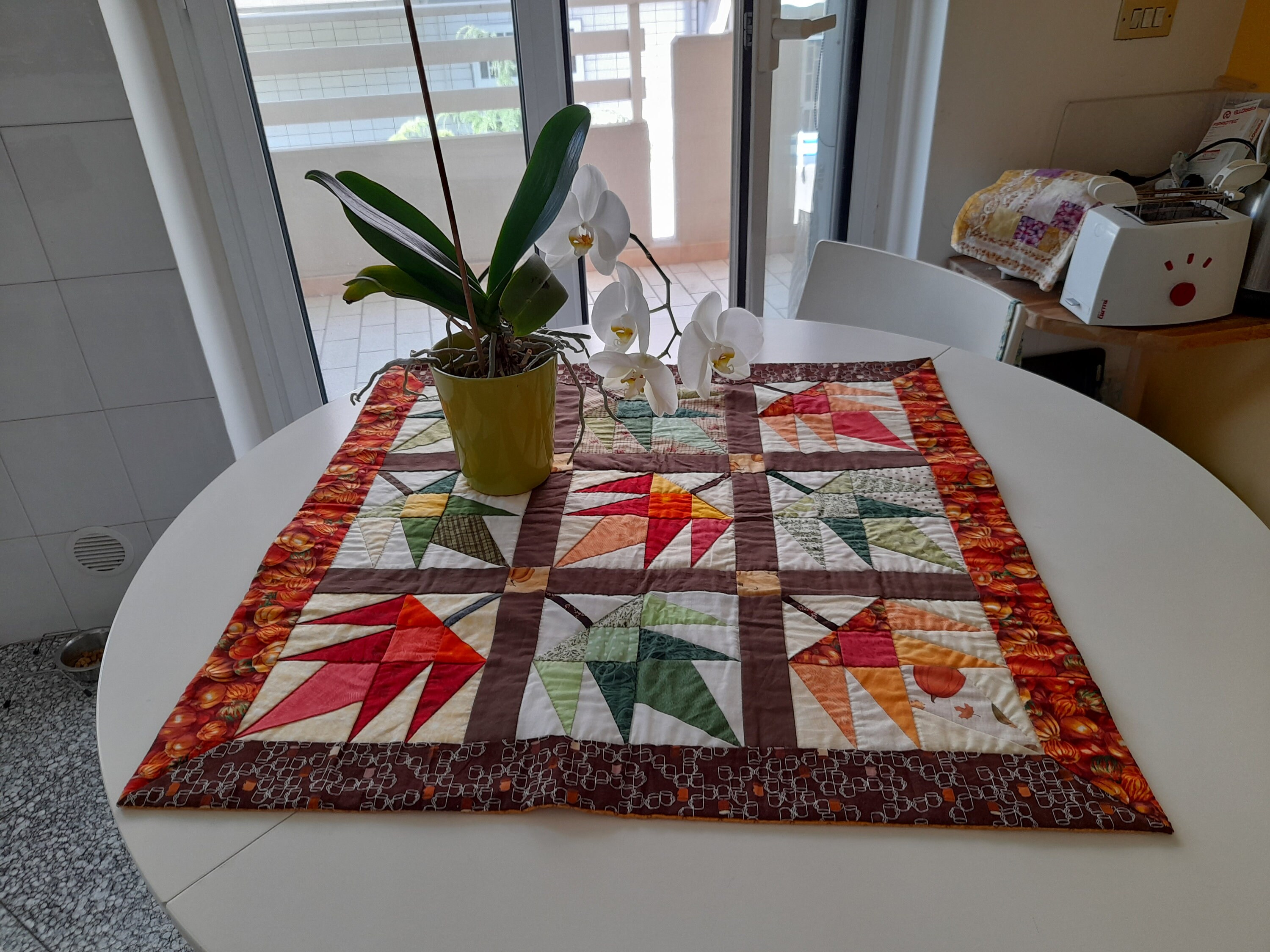 Patchwork Centerpiece Maple Leaf/ Maple Leaf Autumn Quilt/table Topper Patchwork Maple Leaf ...