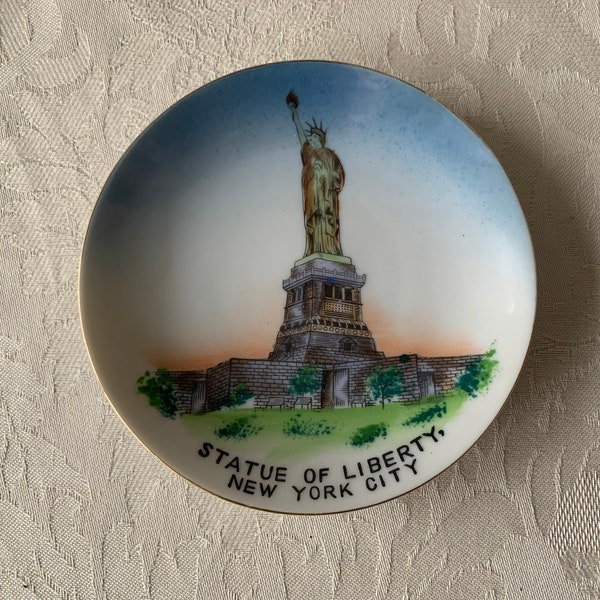 Statue of Liberty Plate - Etsy