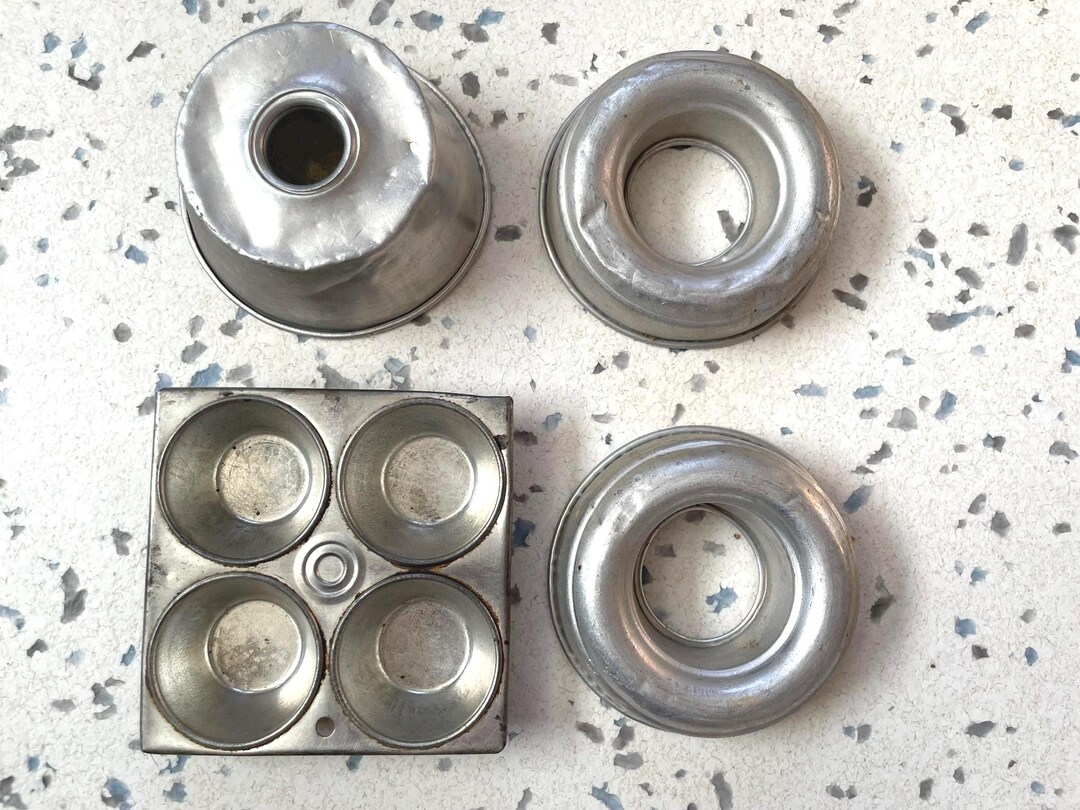 Vintage Aluminum Baking Molds: Farmhouse Kitchen Utensil Set of 4 - Etsy