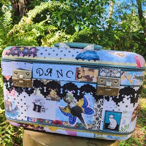 Upcycled Vintage Train Case - Etsy