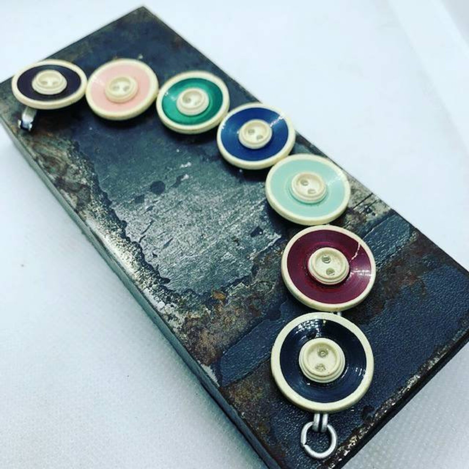 Vintage Button Bracelet, Upcycled Button Bracelet, Button Jewelry ...