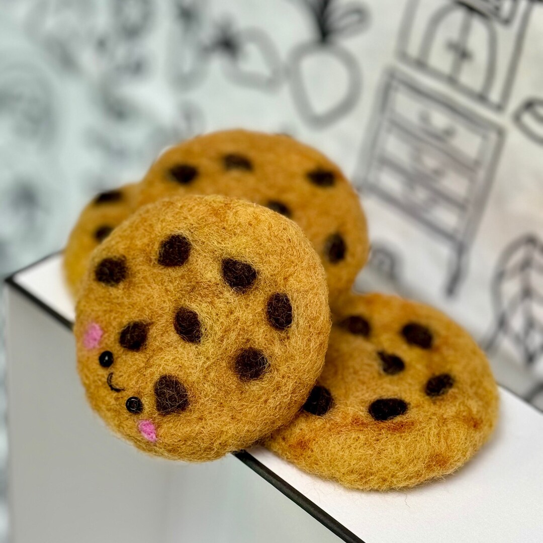 Chocolate Chip Cookie Magnet | Felt Cookie Kitchen Magnet | Handmade ...