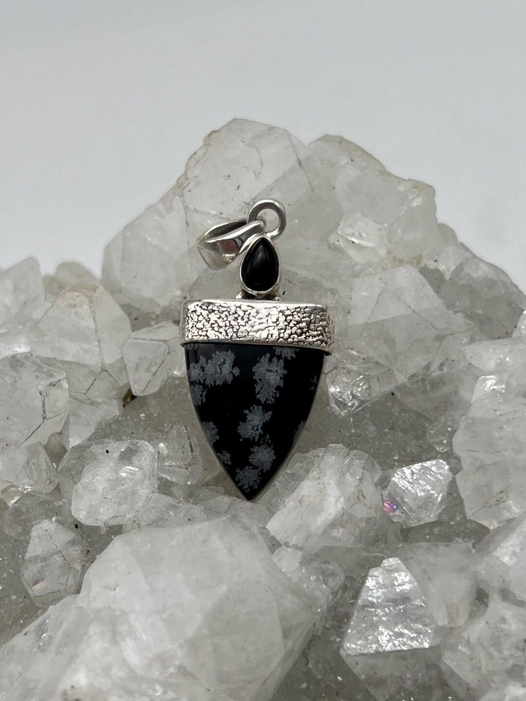 Snowflake Jasper and Black Onyx Pendant - Etsy
