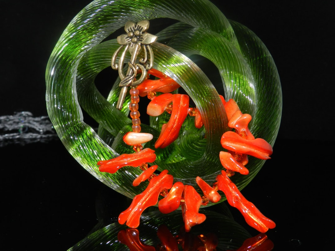 FT288 Orange Shell Spikes Bracelet, Size 9" - Etsy