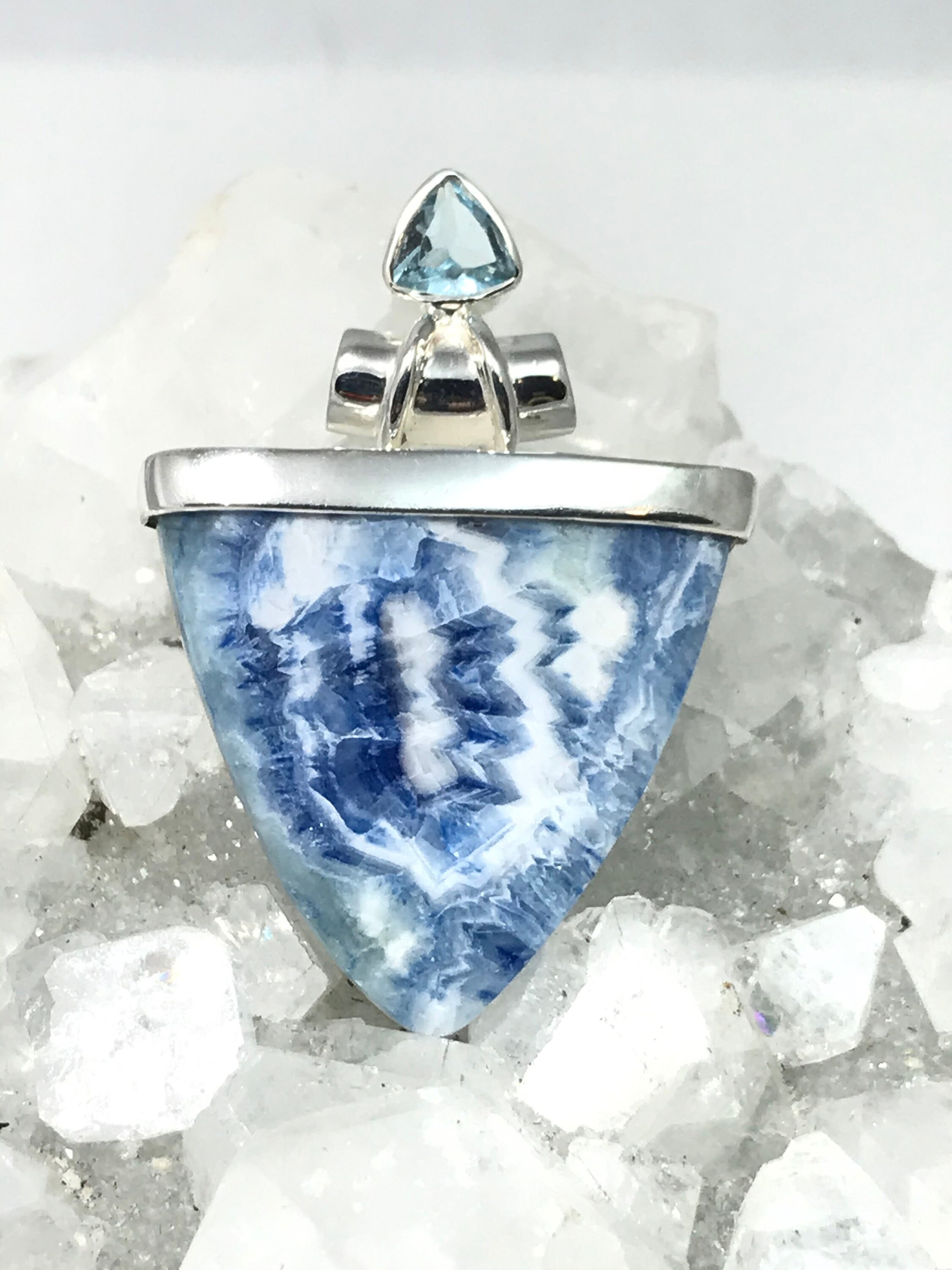 Blue Scheelite and Blue Topaz Heart Pendant - highveldpark.co.za