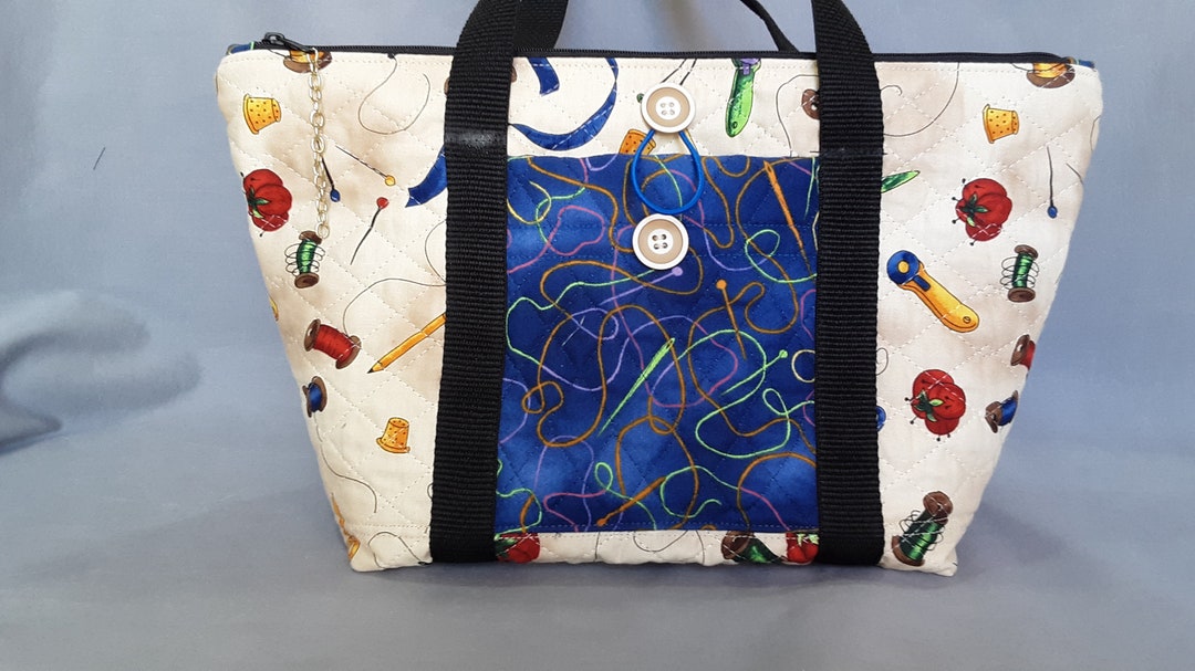 Lightweight Two Strap Quilted Purse, Top Zipper, Pockets in Out, Sewing ...