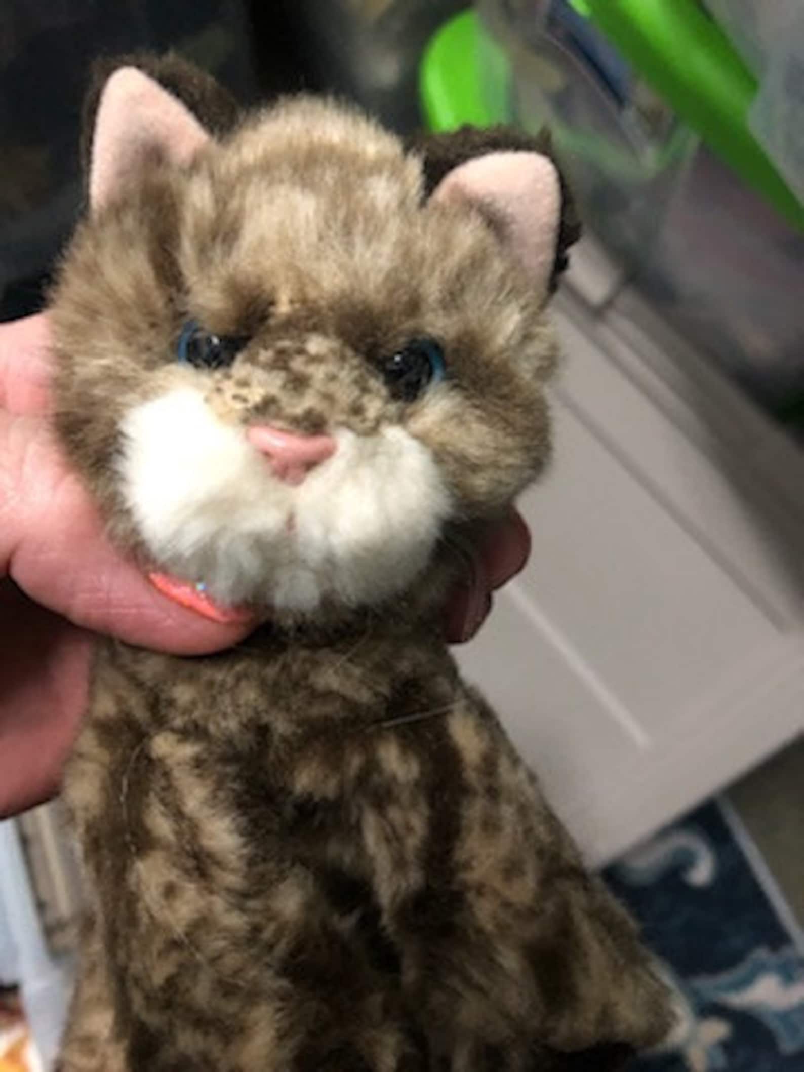 Vintage Russ Cat Plush Whiskers Brown Leopard Freckles Tabby White ...