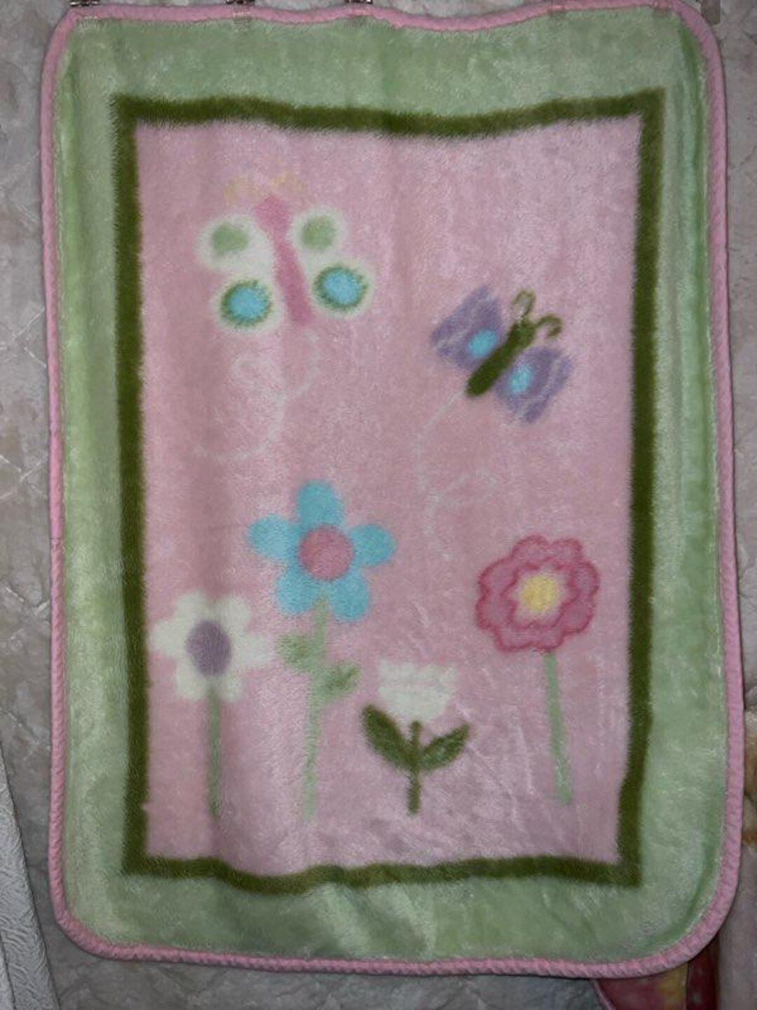Vintage Baby Blanket 2 Butterflies Purple White 4 Flowers Pink Green ...