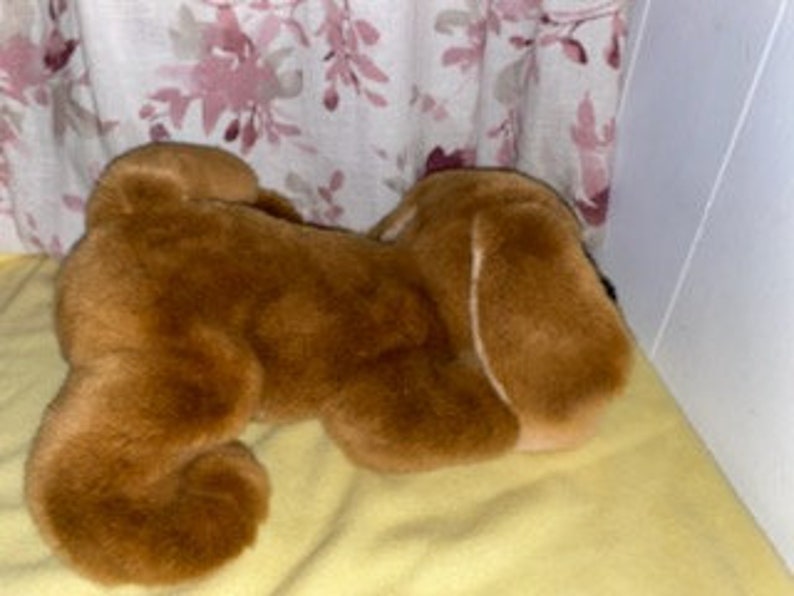 Vintage Kellytoy Dog Plush Barking Lays on Tummy 15" Brown Beige Floppy ...