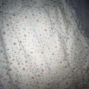 Vintage Winnie the Pooh Baby Blanket Quilt Small Lace Trim Honey ...