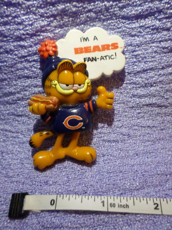 Vintage Chicago Bears Magnet Garfield Cat Holding Hot Dog - Etsy