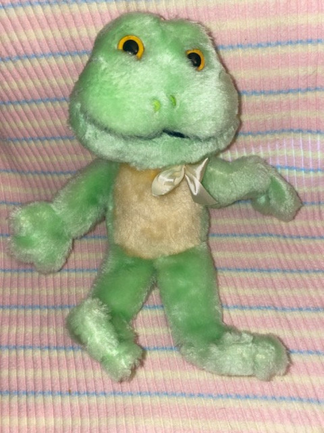 Vintage Dakin Frog Plush Light Green Yellow With Chirping Sound When ...