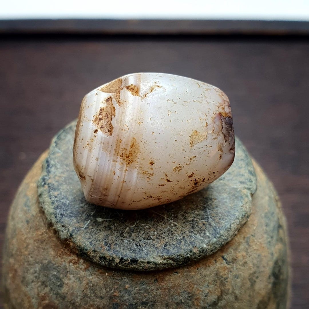 Antique Ancient Patina Yemeni Eyes Agate White Agate Stone Bead Amulet ...
