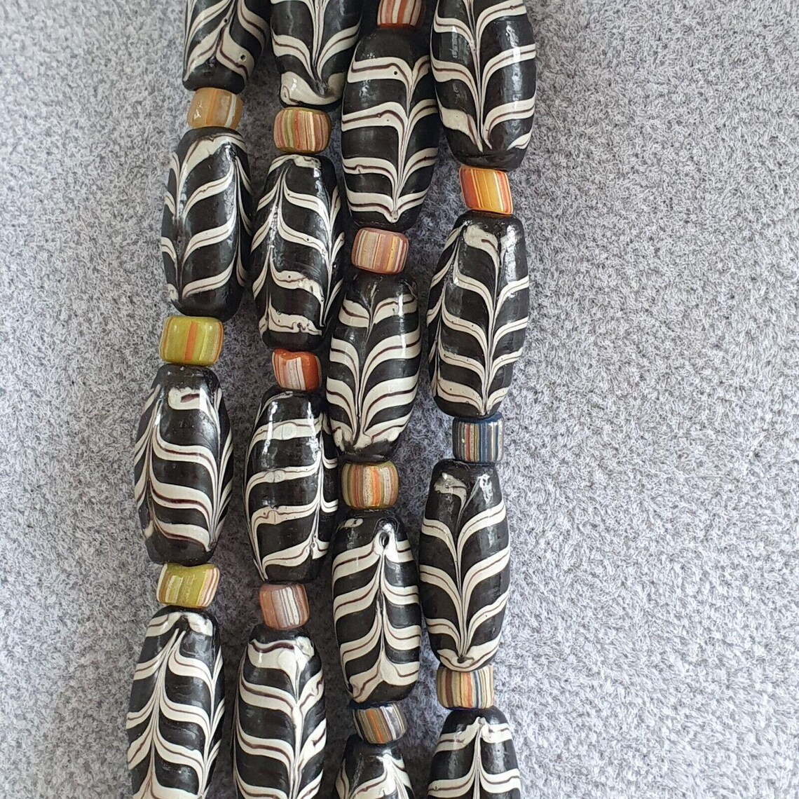 Vintage Venerano Art Fancy Feather Beads 20x10mm Black Glass Beads ...