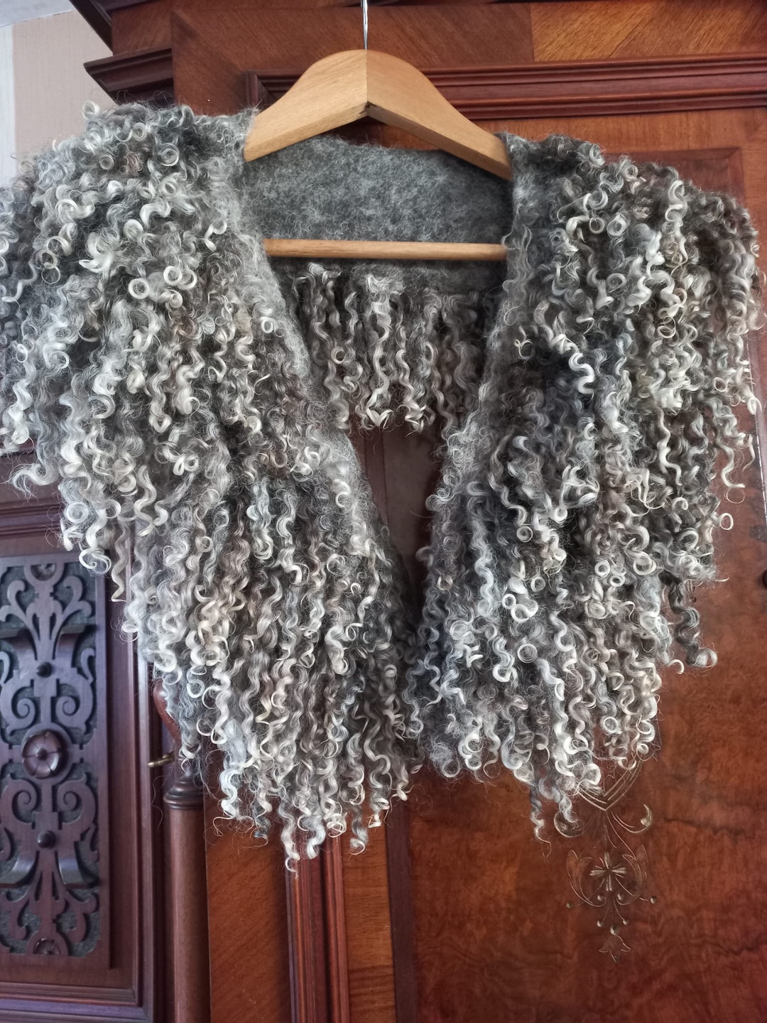 Luxurious Collar Scarf Eco-friendly Felt Fur Collar Gotland Sheep Curls ...