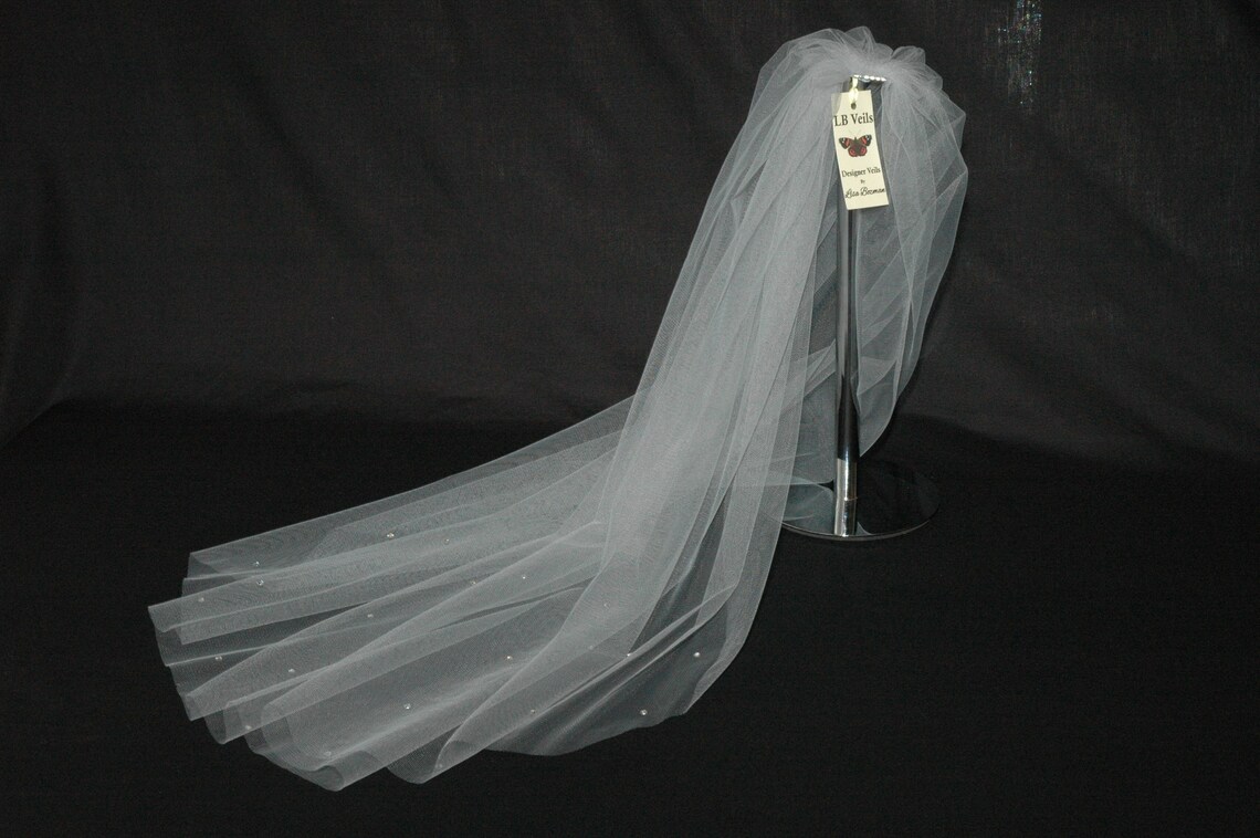 Grey Wedding Veil, Crystal Veil, 1 Single Tier, Light Grey Veil, Grey ...