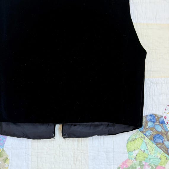 1960s Black Velvet Sequin Rhinestone Gold Trimmed Fol… - Gem