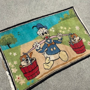 1960s Disney Donald Duck and Chipmunks Rug - Etsy