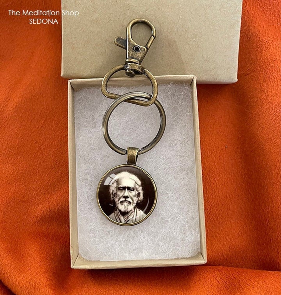 SRI YUKTESWAR KEY Ring Yogananda Key Fob Sri Yukteswar, Lahiri Mahasaya ...