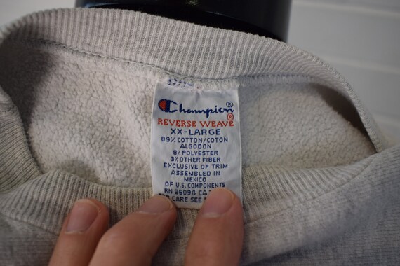 Vintage Chicago Bulls Champion Reverse Weave NBA Swea… - Gem