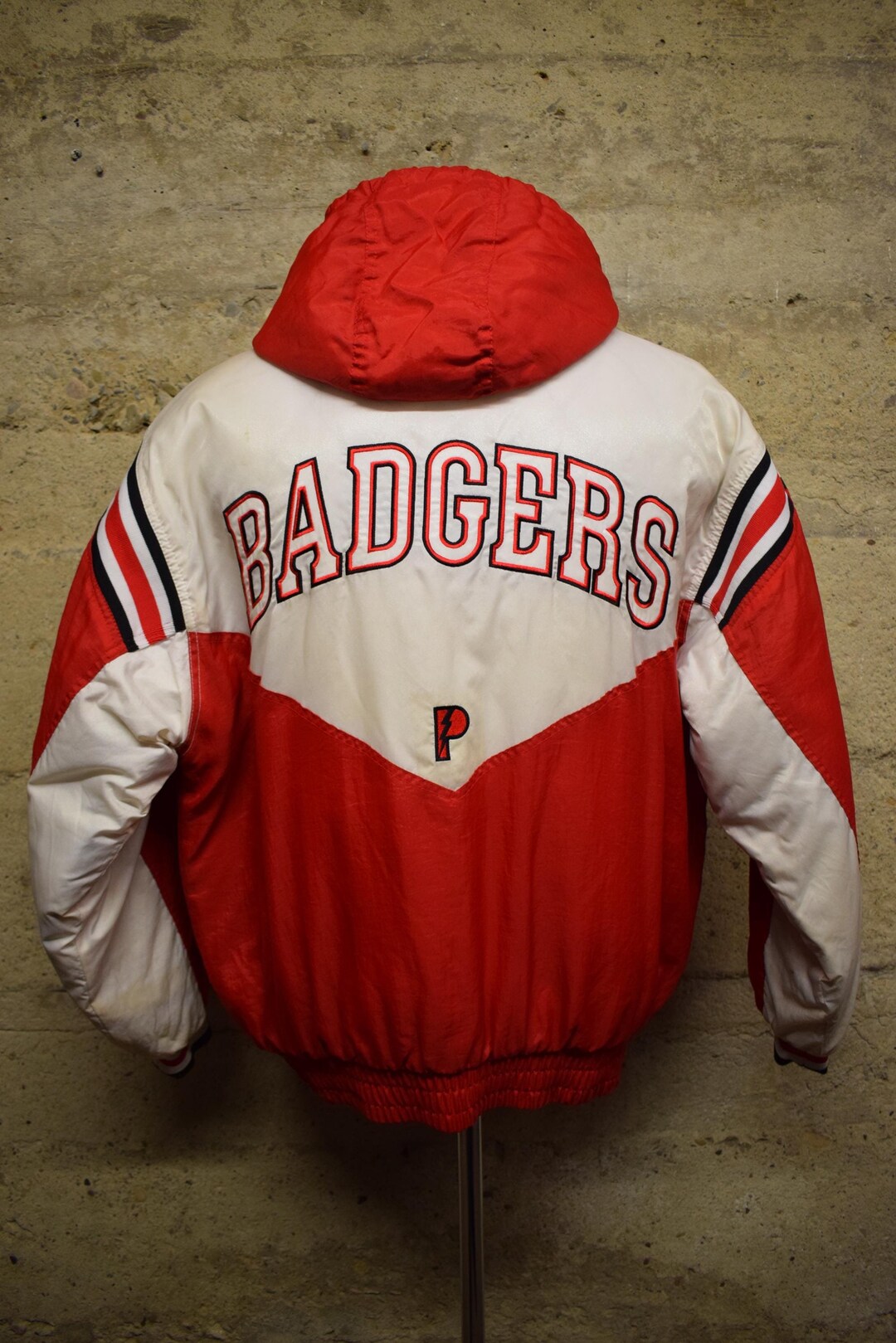 Vintage Wisconsin Badgers Pro Player NCAA Puffer Jacket 90's Large - Etsy