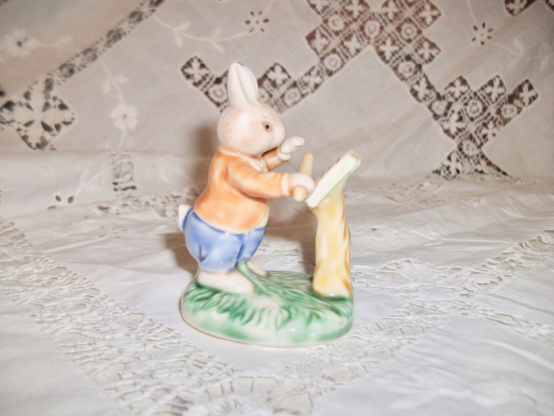 Vintage Peter Rabbit Figurine - Etsy