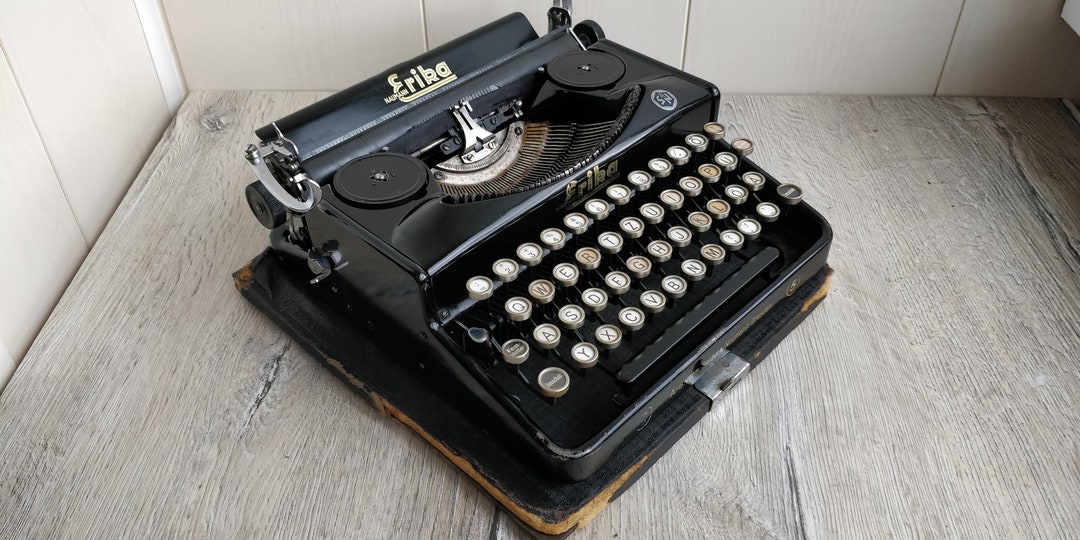 1920s Antique ERIKA Model 5 Typewriter. Rare Manual Typewriter With ...