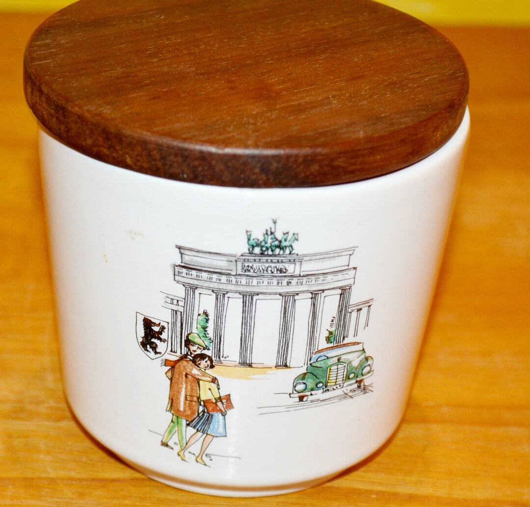 Beautiful Vintage Lid Tin France Italy Berlin Paris Ceramic 50s Ceramic ...