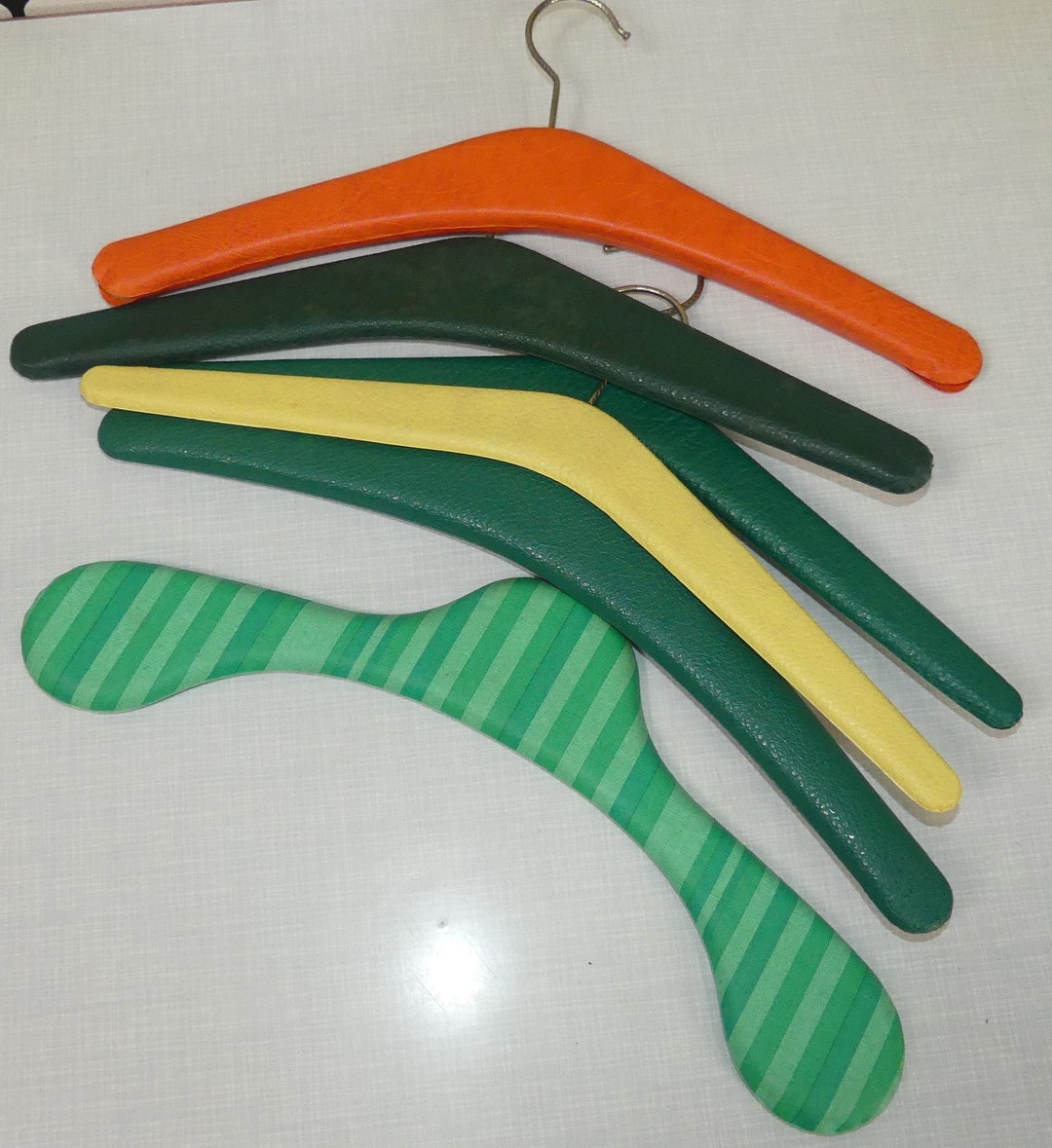 70s Clothes Hangers Set of 5 Coat Hangers Vintage Retro Seventies ...
