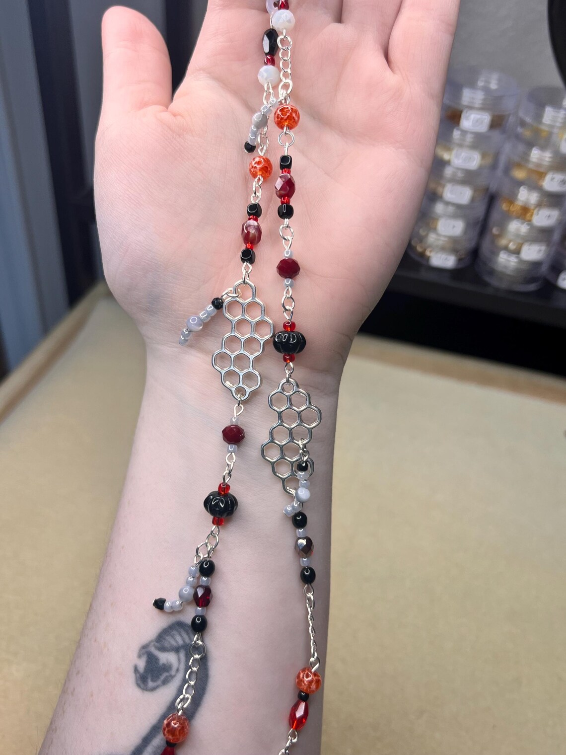 The Magnus Archives Glasses Chain - Jane Prentiss Themed - Etsy