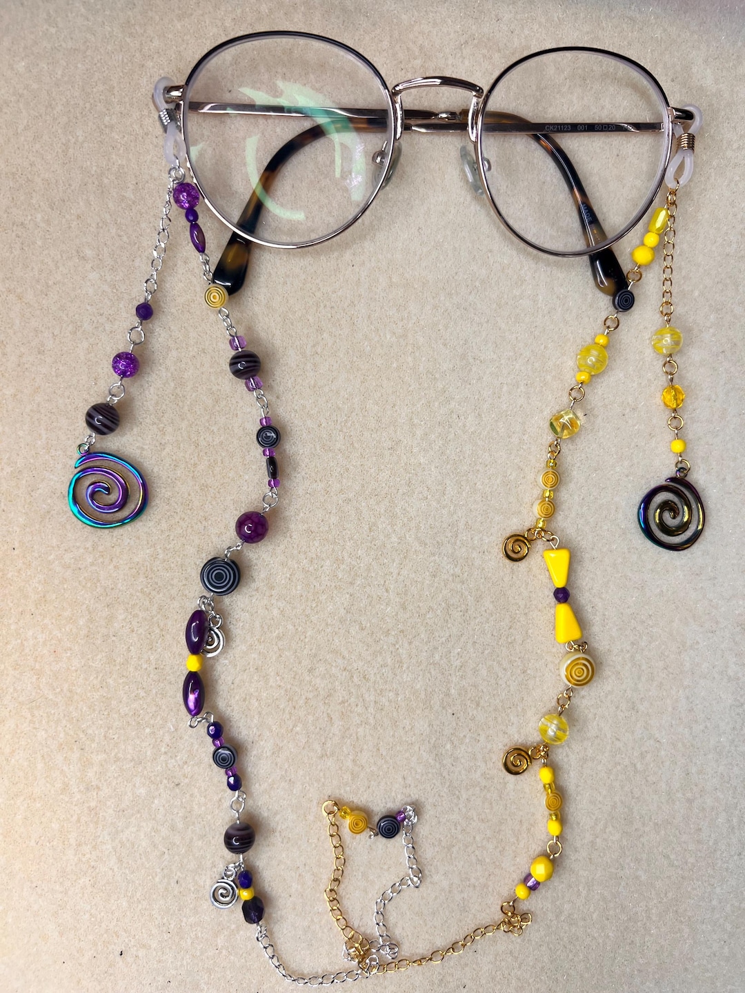The Magnus Archives Glasses Chain - Michael / Helen Distortion Themed ...