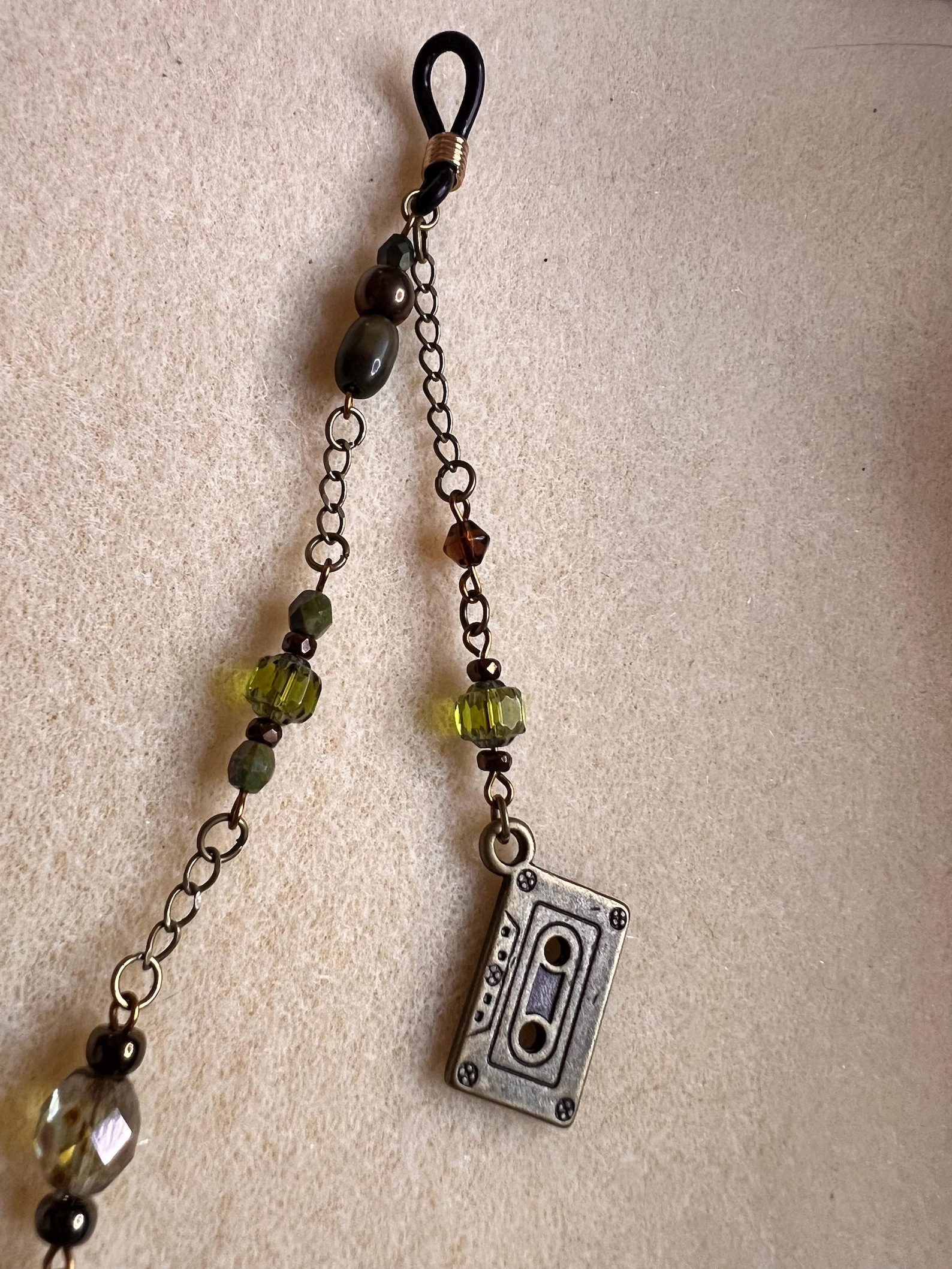 TMA Glasses Chain - Jonathan Sims/the Archivist Themed - Etsy