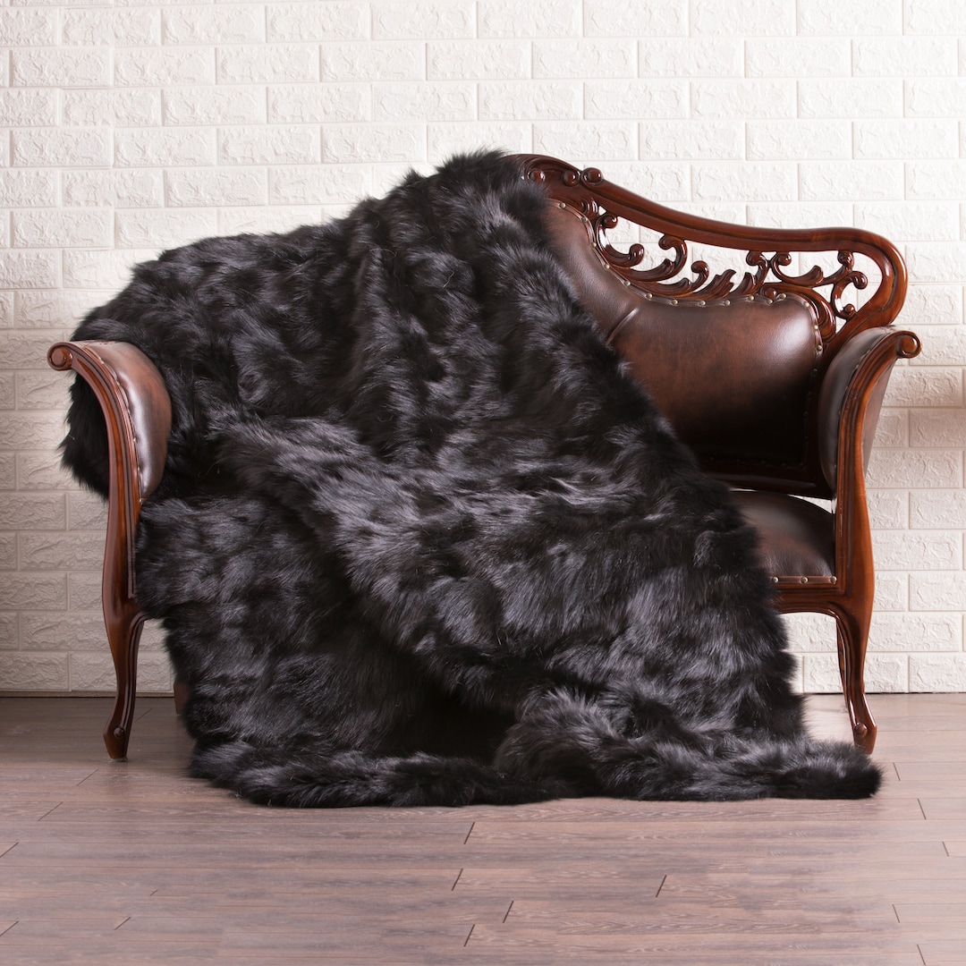 Black Fox Fur Blanket Luxury Bedding Black Fox Blanket Animal Hide ...