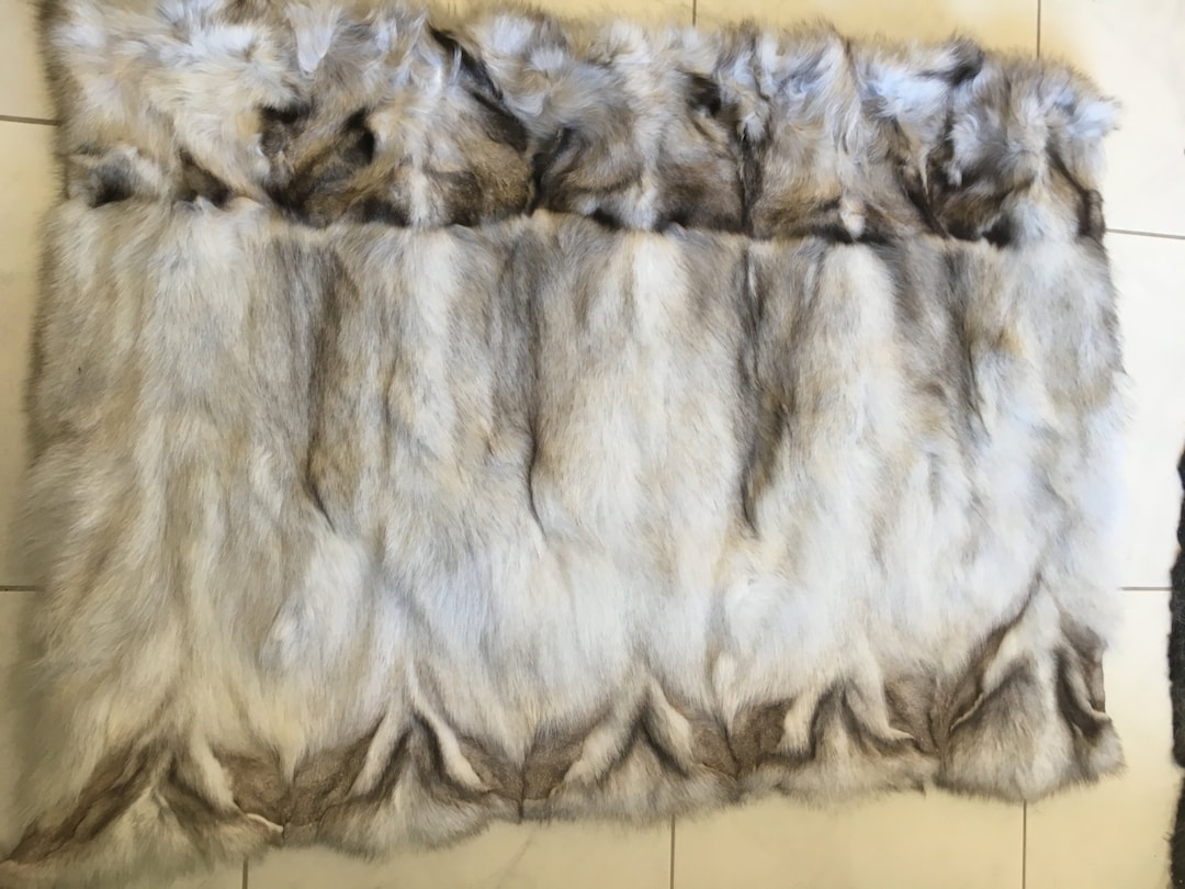 Blue Fox Sectional Fur Plate - Etsy