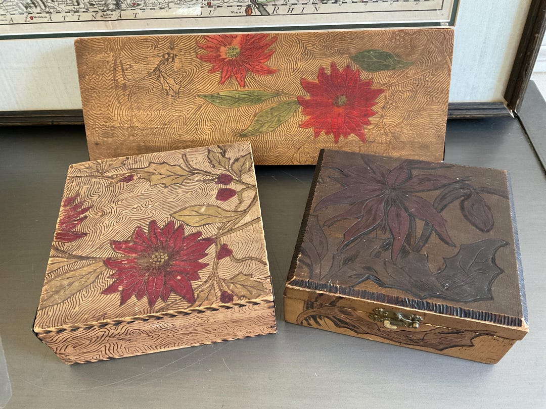 3 POINSETTIA FLEMISH PYROGRAPHY Boxes / Folk Art Wood Burn Lidded Boxes / Poinsettia Wood Burn ...