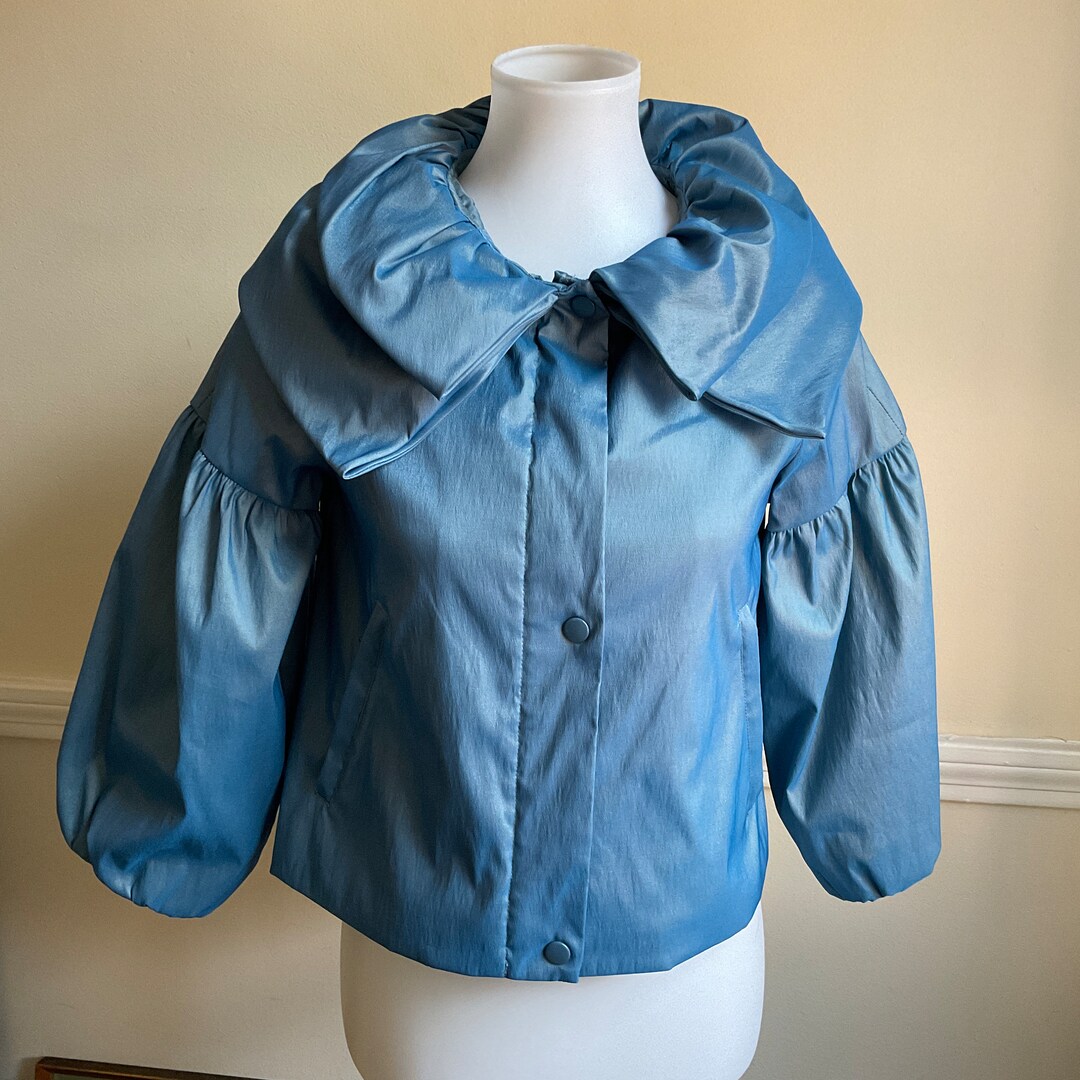 Blue Dramatic Collar Cropped Pouf Jacket Samuel Dong / Evening Pouf ...