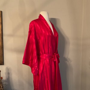 Victorias Secret Red Satin Heart Print Robe One Size / Red Heart Satin ...