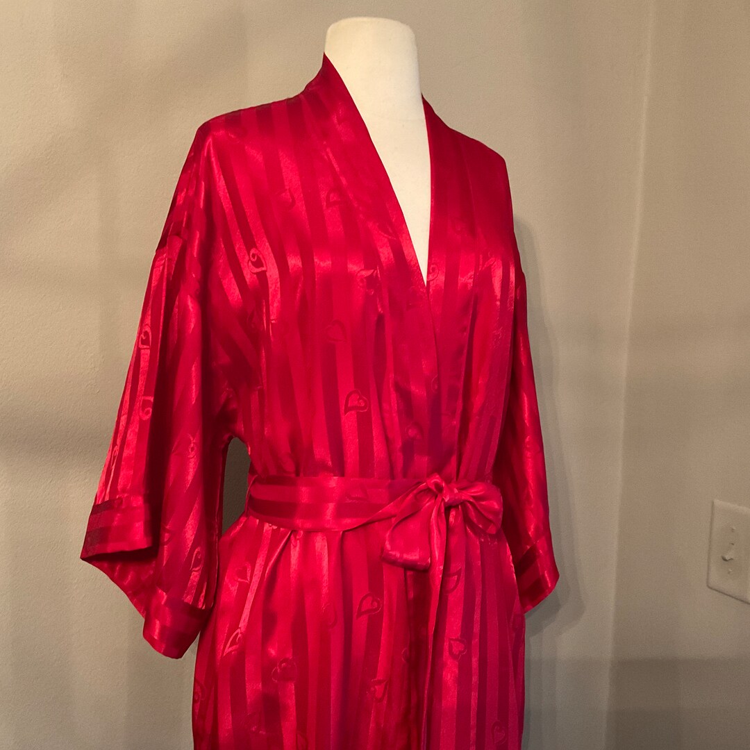Victorias Secret Red Satin Heart Print Robe One Size / Red Heart Satin ...