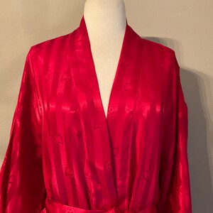 Victorias Secret Red Satin Heart Print Robe One Size / Red Heart Satin ...